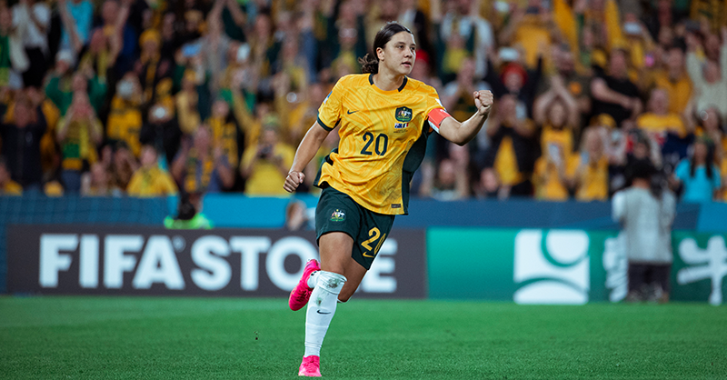 Sam Kerr makes history with second place finish for the UEFA Player of ...